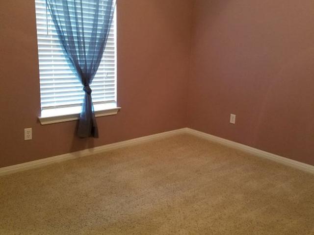 Room for rent $700