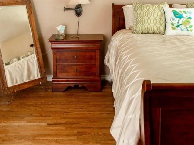 Room for Rent 700