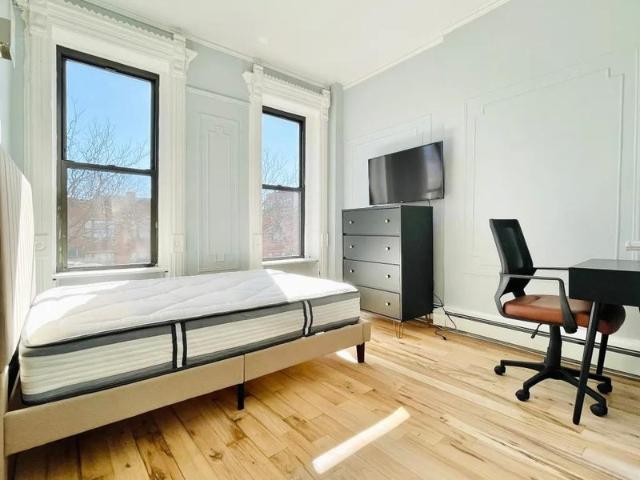 Room for Student or Professional I Bushwick #182