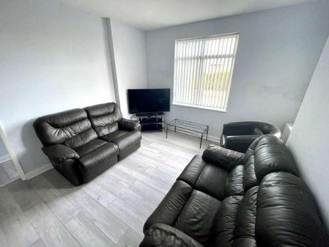 Room Four, Bower Street, Derby, Derbyshire, DE24