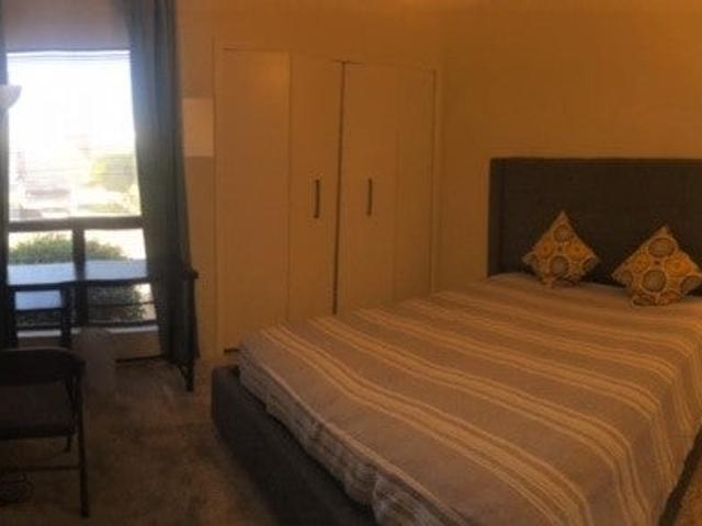 Room + Garage in Central Phoenix