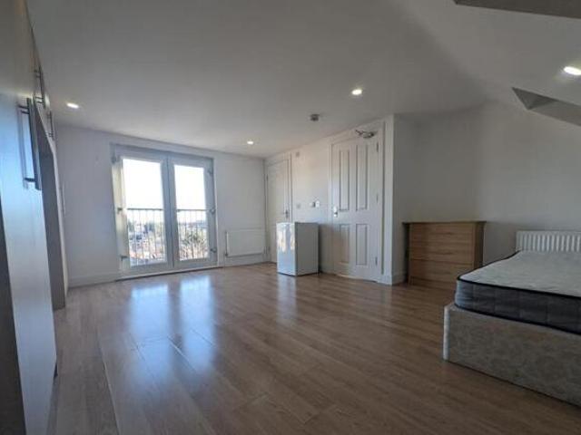 Room,hayes, 1 Bedroom House