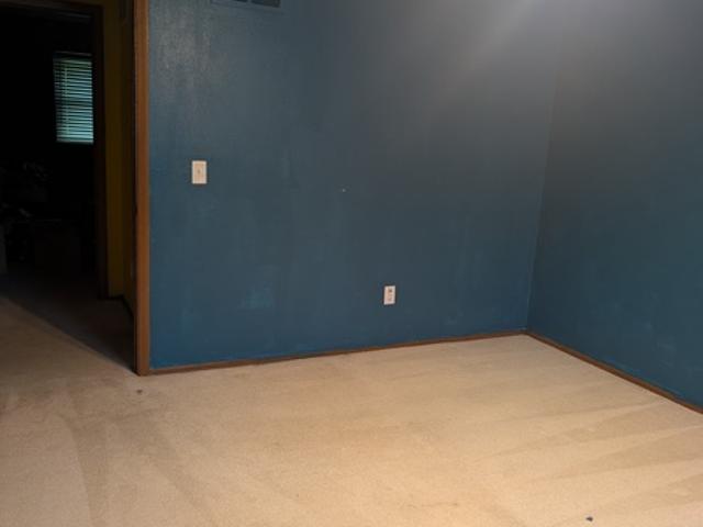 room in Maryland Heights