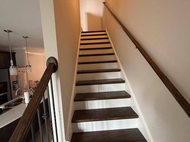 Room in Midtown Townhouse by Vandy & Centennial Pa