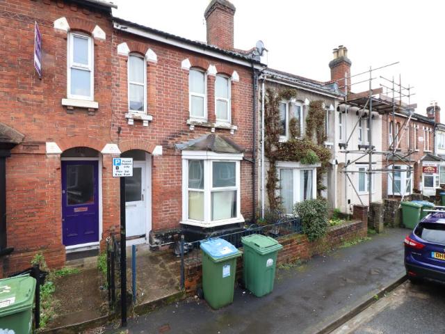 room in Milton Road, Southampton