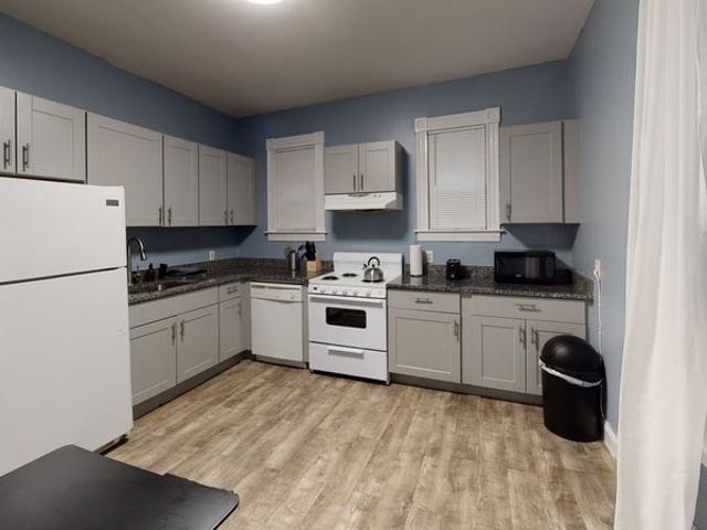 Room in Mission Hill on a flexible lease