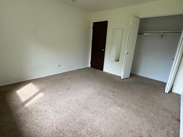 Room in northbrook