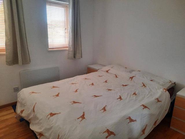Room in Old Farm Park Milton Keynes