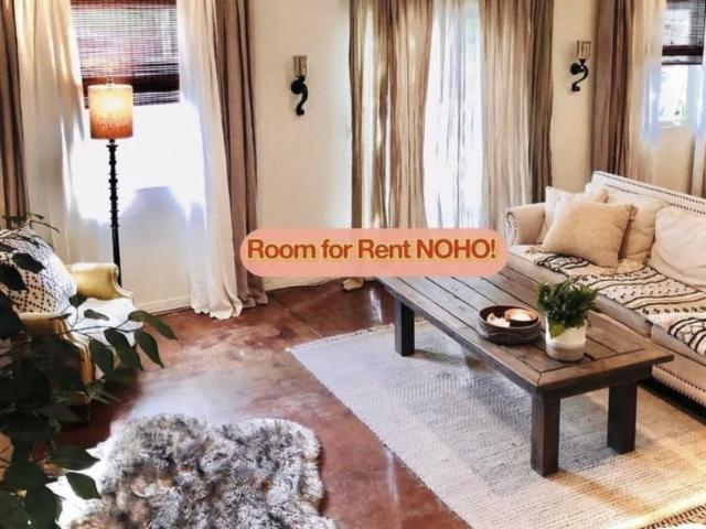 Room in a house Noho!