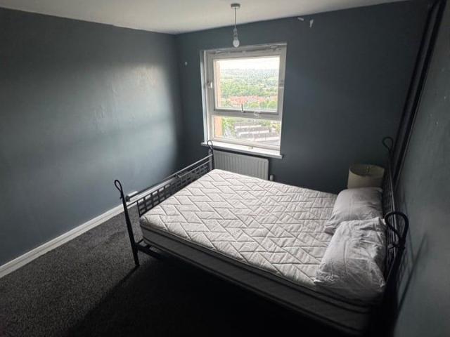 Room in a Shared Flat, Cottingley Heights, LS11