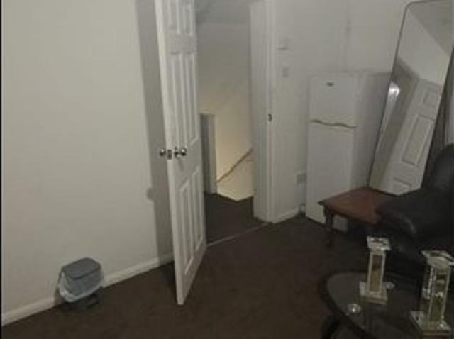 Room in a Shared Flat, Colindale, SW9