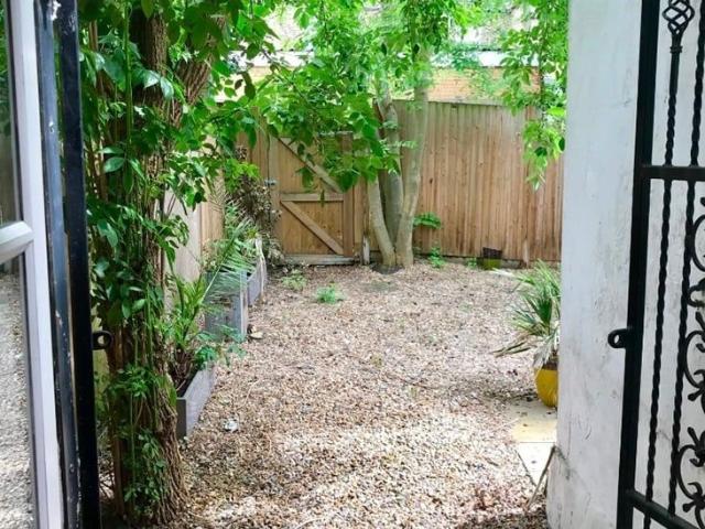 Room in a Shared Flat, Colworth Road, E11