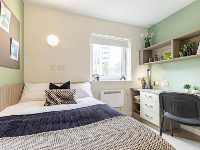 Room in a Shared Flat, Cook St, SO14