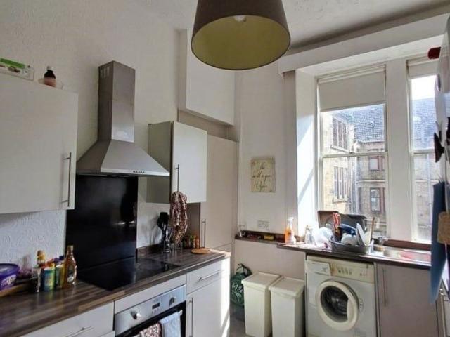 Room in a Shared Flat, Caird Drive, G11