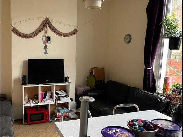 Room in a Shared Flat, Cheltenham Road, BS6