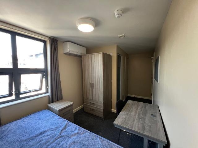 Room in a Shared Flat, Classic House, BS1