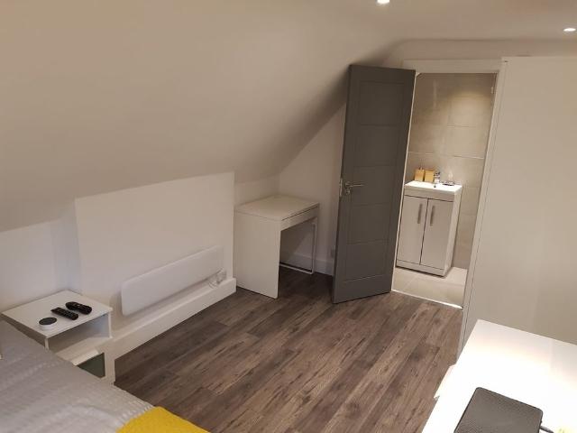 Room in a Shared Flat, Croydon Road, SE20