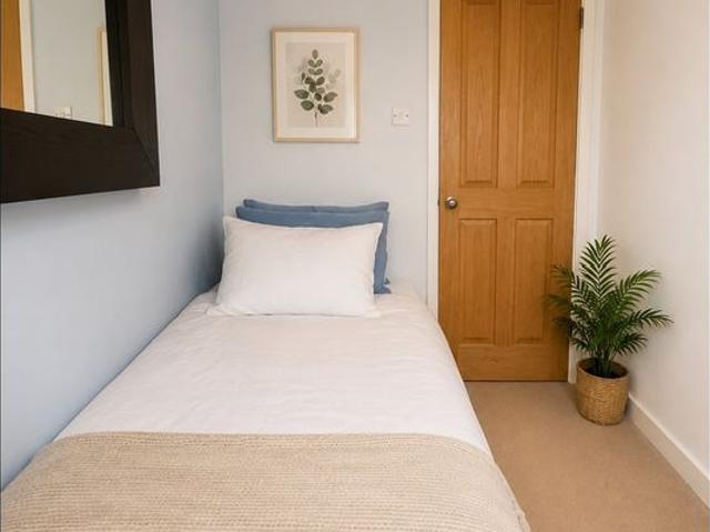 Room in a Shared Flat, Amazing Room In South Kensington/Che, SW3
