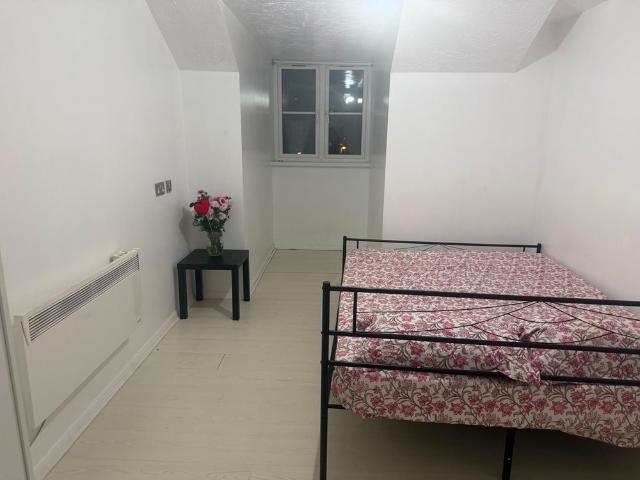 Room in a Shared Flat, Aberdeen Road, CR0