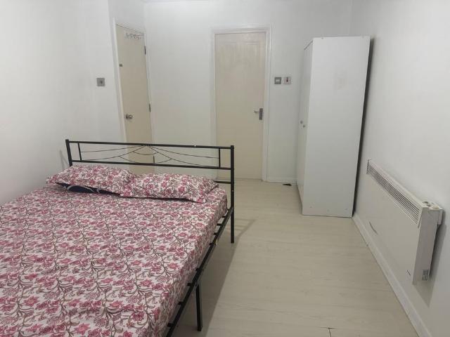 Room in a Shared Flat, Aberdeen Road, CR0
