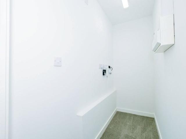 Room in a Shared Flat, Boundary Lane, M15