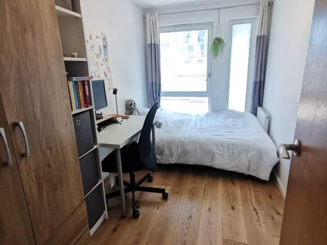 Room in a Shared Flat, Barge Walk, SE10