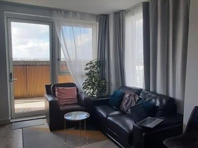 Room in a Shared Flat, Barrett House, TW3
