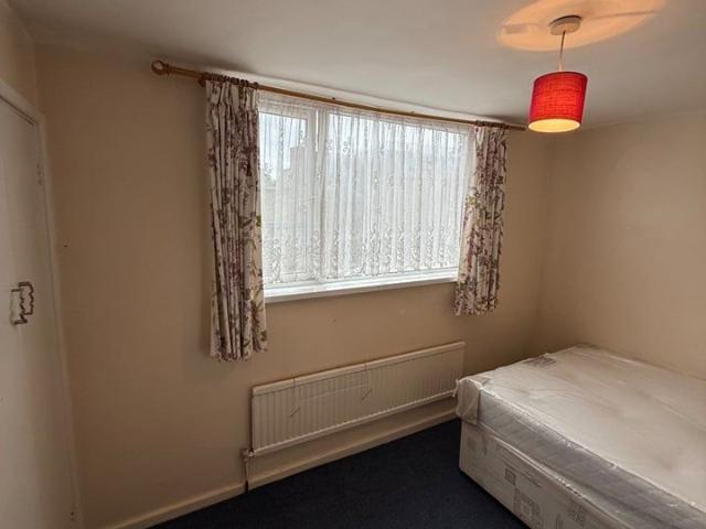 Room in a Shared Flat, Bentley Court, LU1