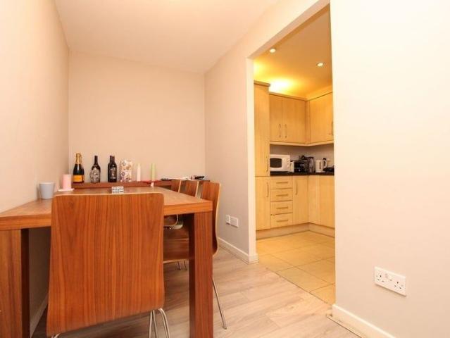 Room in a Shared Flat, Berglen Court, E14