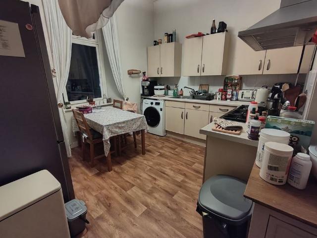 Room in a Shared Flat, Breadalbane Street, G3