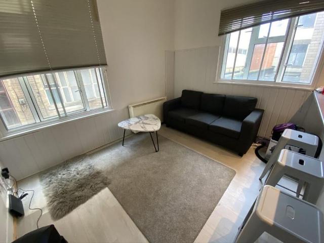 Room in a Shared Flat, Granby St, LE1
