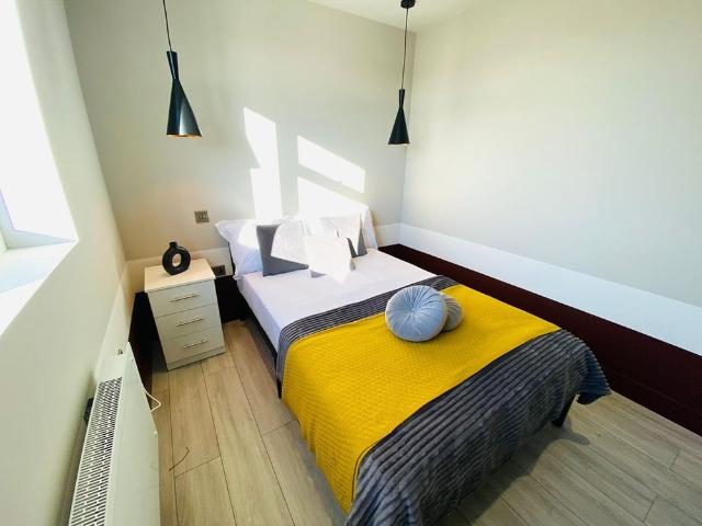 Room in a Shared Flat, Grayscroft Road, SW16