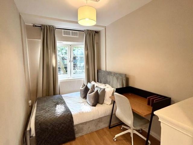 Room in a Shared Flat, Grimthorpe House, EC1V