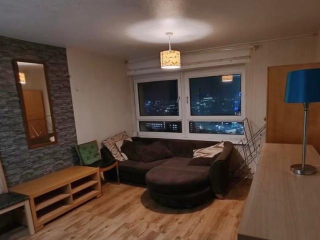 Room in a Shared Flat, Dobbies Loan Place, G4