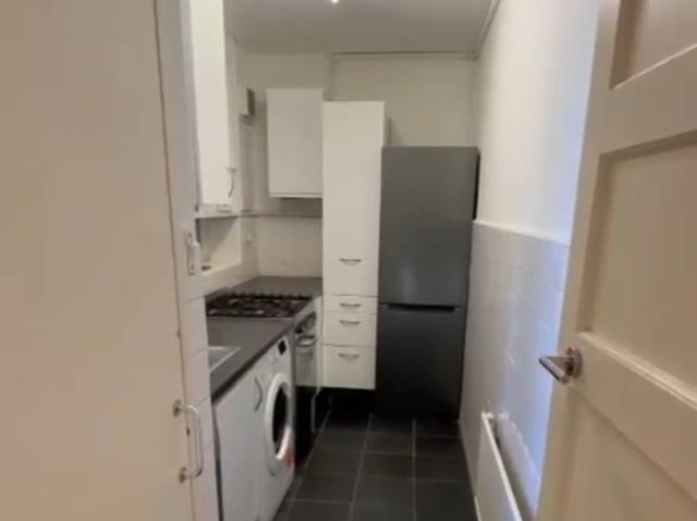 Room in a Shared Flat, Edward Bond House, WC1H