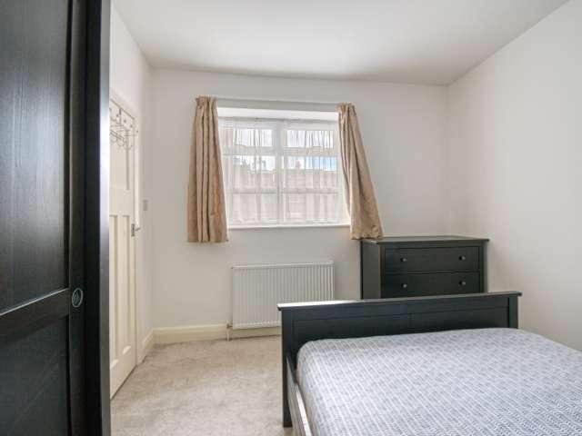 Room in a shared flat for rent in London