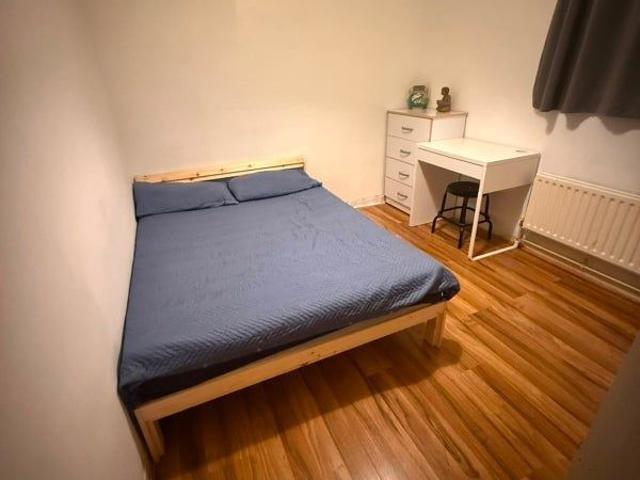Room in a Shared Flat, Kennington Oval, SE11
