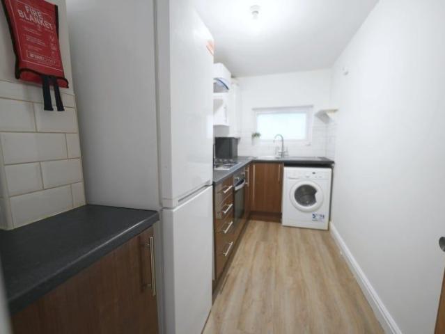 Room in a Shared Flat, Houndsditch, EC3A