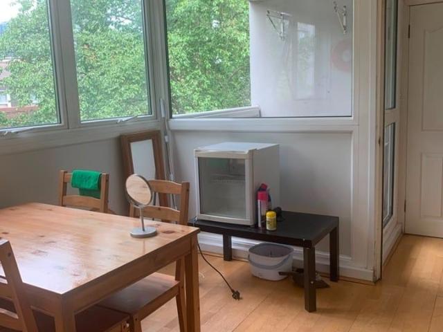Room in a Shared Flat, Holcroft Court, W1W