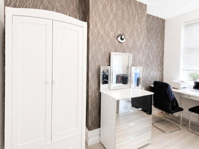 Room in a Shared Flat, Hanbury St, E1