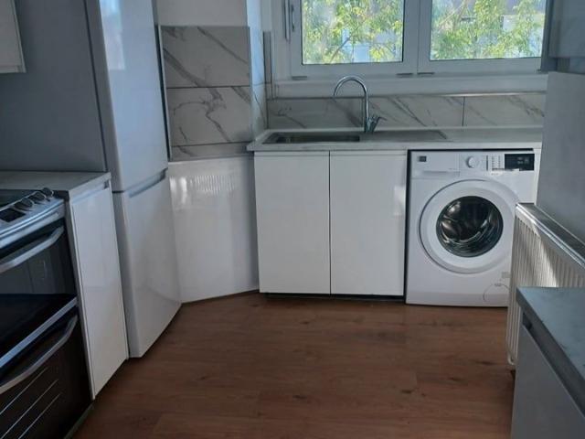 Room in a Shared Flat, Harrow Road, W9