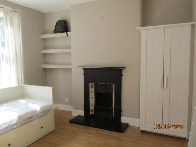 Room in a Shared Flat, Old Kent Road, SE1