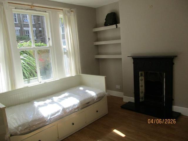 Room in a Shared Flat, Old Kent Road, SE1