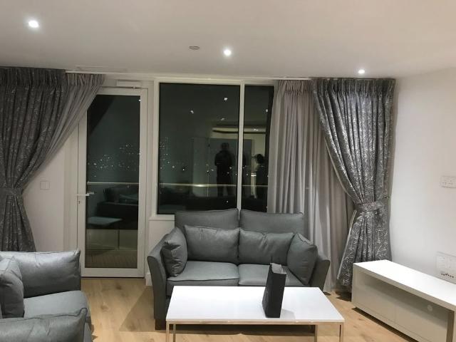 Room in a Shared Flat, Lombard Wharf, SW11