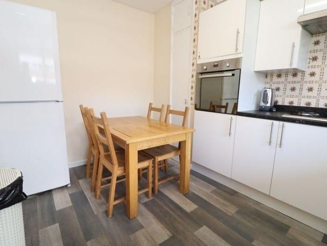 Room in a Shared Flat, Laxfield Court, E8