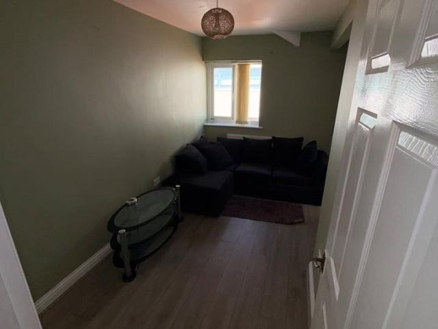 Room in a Shared Flat, Langworthy Road, M6