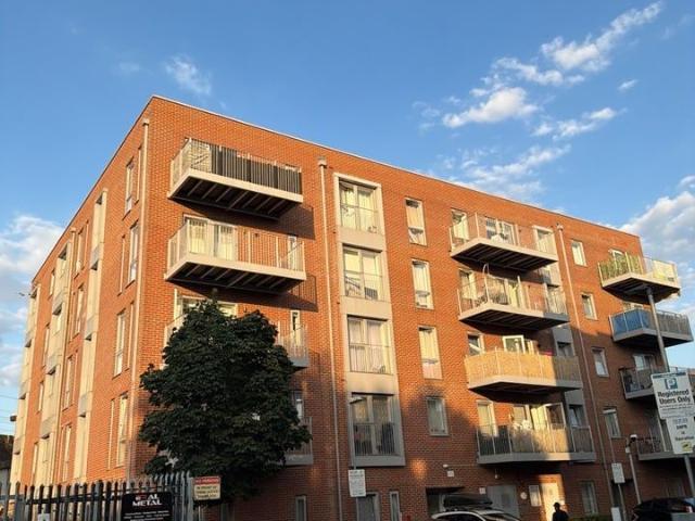 Room in a Shared Flat, Leyton, E10