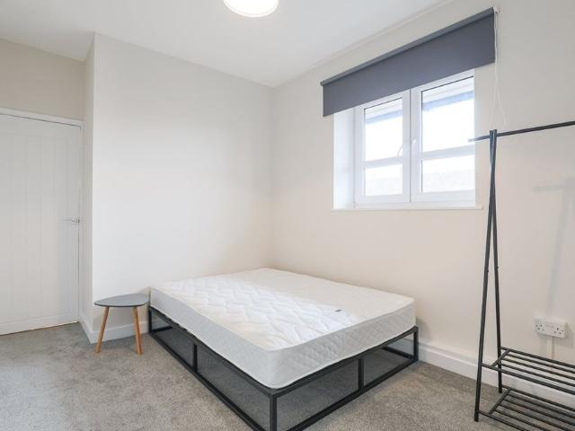 Room in a Shared Flat, Lilford House, SE5