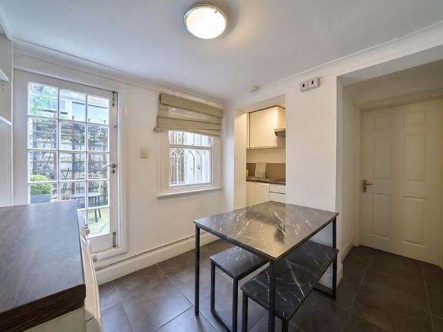 Room in a Shared Flat, Lillie Road, SW6