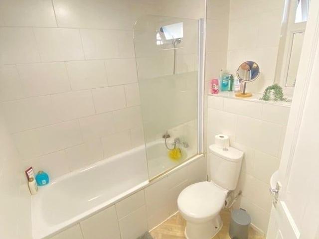 Room in a Shared Flat, Listria Lodge, N16